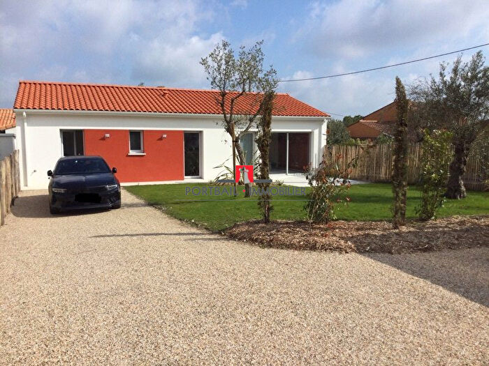 Maison à louer - Saint-André-de-Cubzac - 4 pièces - 3 chambres