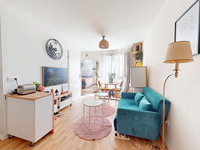 Appartement à vendre - Rosny-sous-Bois, Le Pré Gentil - 2 pièces - 1 chambre