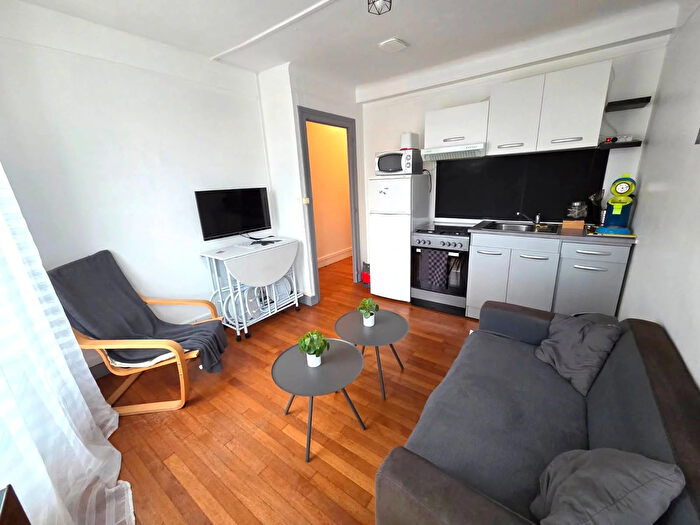 Crouy-sur-Cosson : Maison 4 pièces à vendre