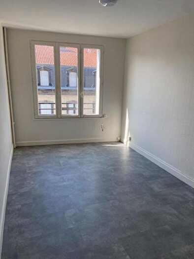 Appartement à louer - La Fontaine du Bac, Clermont-Ferrand - 1 pièce