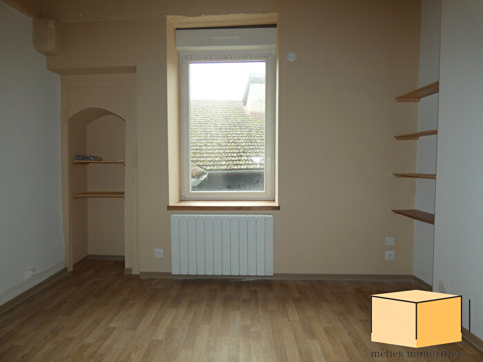 Appartement 1 pièce à Belley, à louer
