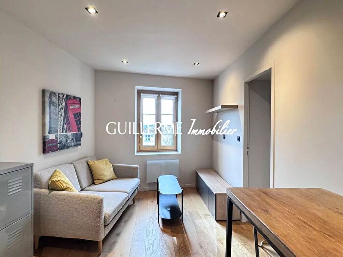 Appartement à louer - Ouest, Dardilly - 2 pièces - 1 chambre