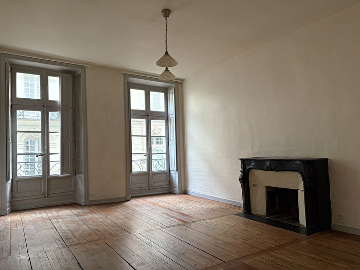Appartement à louer - Nantes, Centre-ville - 3 pièces - 1 chambre