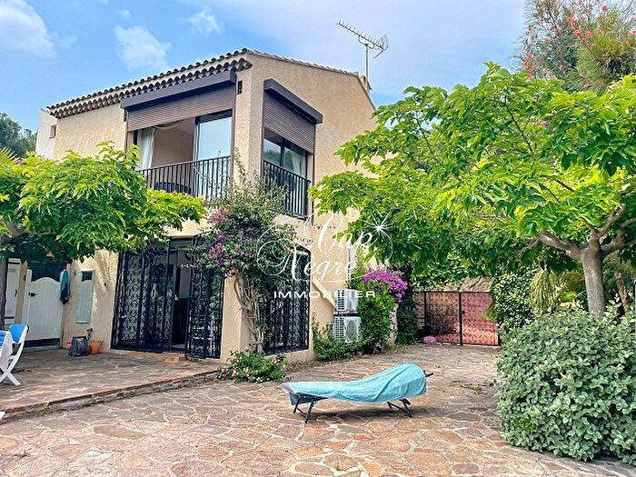 Maison 3 pièces à Le Lavandou, Cavalière, Layet, Pramousquier, à vendre
