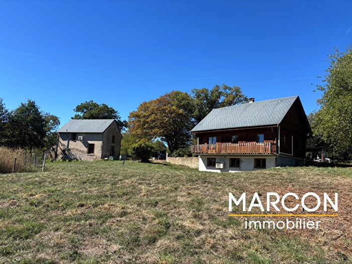 Maison 7 pièces à Lafat, à vendre
