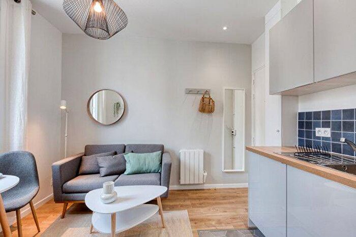 Appartement 2 pièces à louer à Alleray Procession, Paris 15ème arrondissement