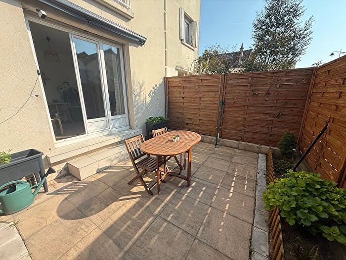 Appartement à vendre - Maisons-Alfort, Charentonneau - 2 pièces - 1 chambre