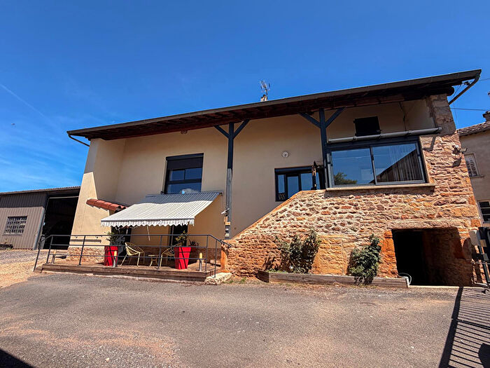 Maison 6 pièces à vendre à Fuissé