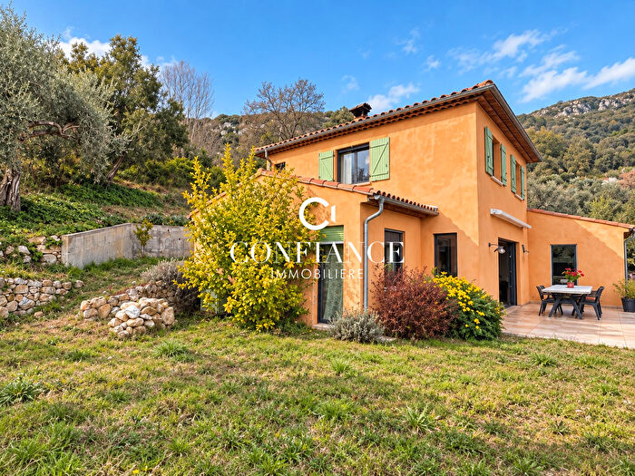 Tourrettes-sur-Loup : Maison 4 pièces à vendre