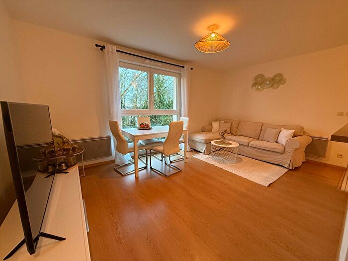 Appartement à louer - Évreux - 2 pièces - 1 chambre