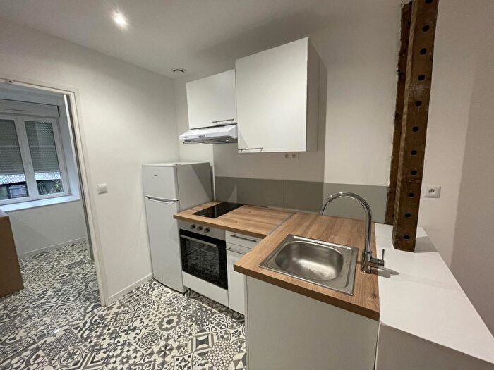 Appartement 1 pièce à louer à Saint-Yrieix-la-Perche