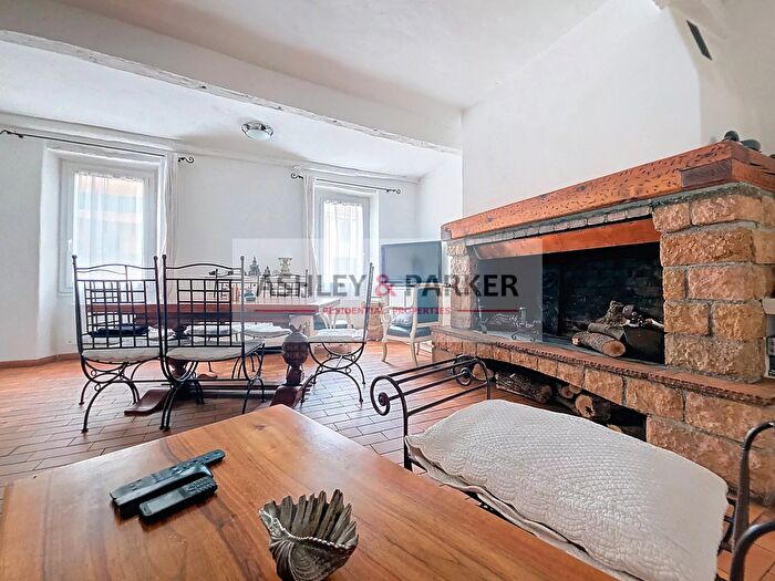 Maison à vendre - La Trinité - 5 pièces - 2 chambres