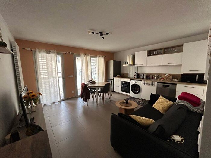 Appartement à louer - La Terrasse - 2 pièces - 1 chambre