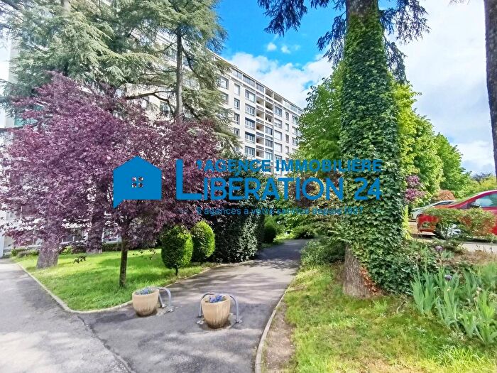 Appartement 3 pièces à Bellevue-Solaure, Saint-Étienne, à louer
