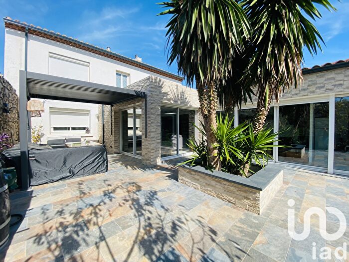 Maison à vendre - Sigean - 8 pièces - 5 chambres