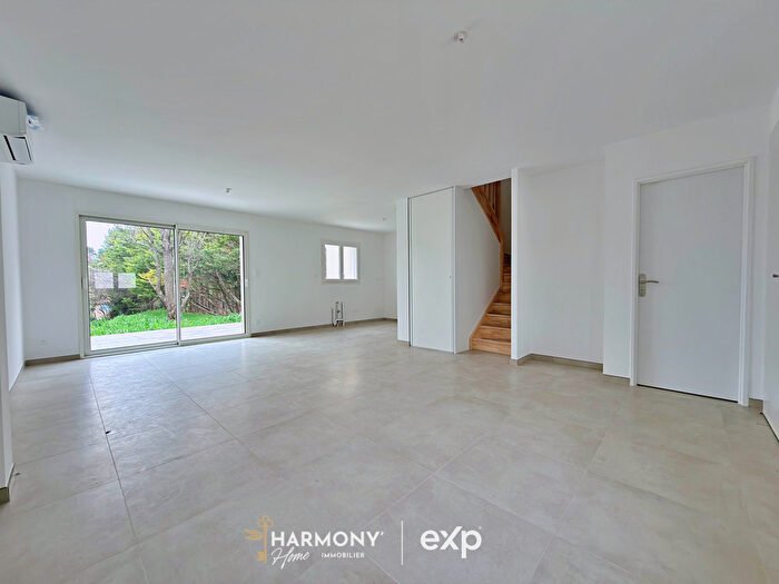 Maison à vendre - Roquevaire - 4 pièces - 3 chambres