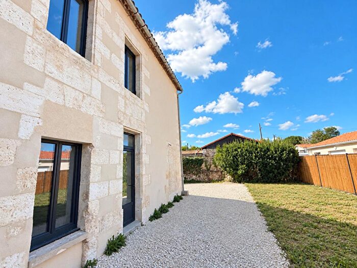 Maison 6 pièces à vendre - Gond-Pontouvre