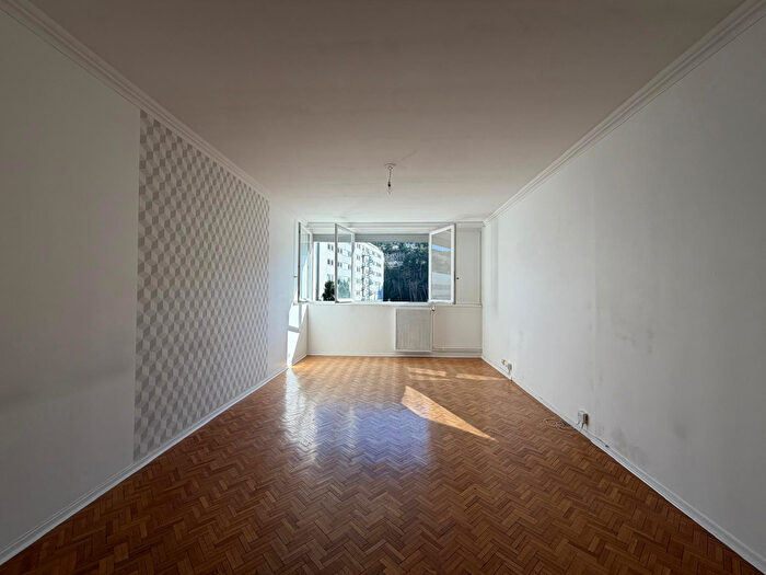 Appartement à vendre - Saint-Étienne, La Métare, Le Portail Rouge, Fauriel, Villeboeuf - 3 pièces - 2 chambres