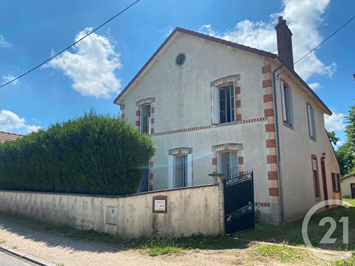 Maison à vendre - Vitry-aux-Loges - 8 pièces - 5 chambres