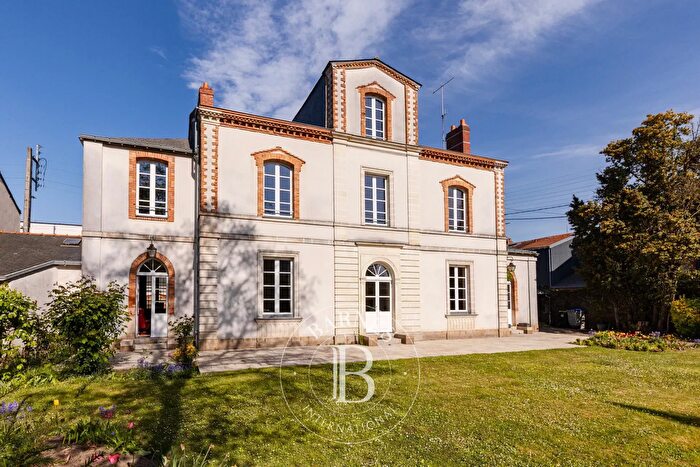 Nantes, Saint-Clément, Jardin des plantes, Caserne Lamoricière - Maison 9 pièces à vendre