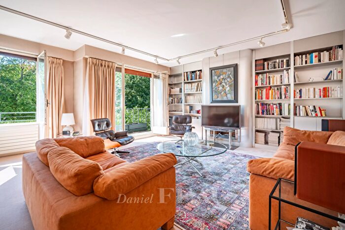 Paris 16ème, Auteuil-Nord, Jasmin, Mirabeau : Appartement 5 pièces à vendre