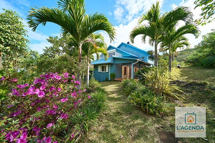 Maison 6 pièces à Les Avirons, Ravine Sèche, à vendre
