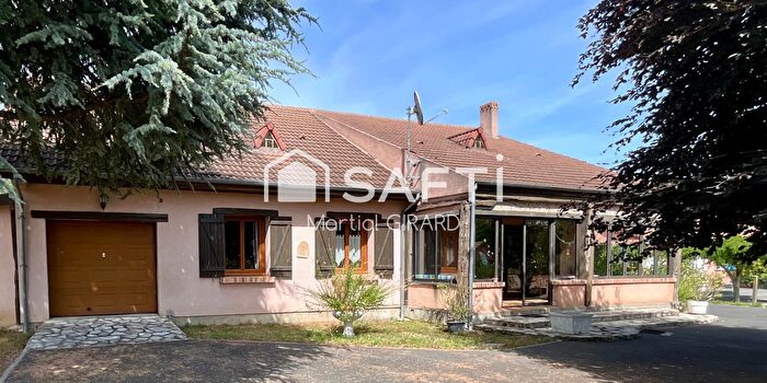 Mehun-sur-Yèvre - Maison 5 pièces à vendre