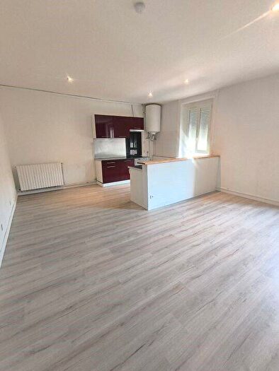 Appartement à louer - Peripherie, La Ricamarie - 3 pièces - 2 chambres