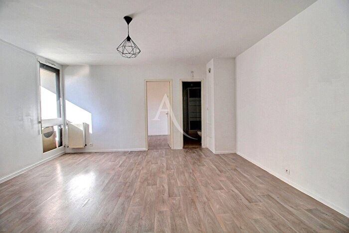 Appartement à louer - Nouveaux Horizons-Coudrays, Elancourt - 2 pièces - 1 chambre