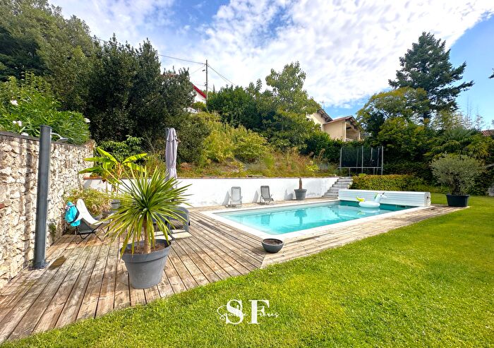 Maison à vendre - Agen, LErmitage, Le Port, Gaillard, Agen Nord - 8 pièces - 6 chambres