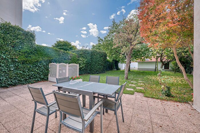 Maison à vendre - Maisons-Alfort, Centre-ville - 7 pièces - 5 chambres