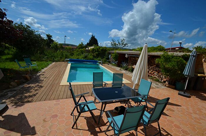 Maison 8 pièces à Lentilly, à vendre