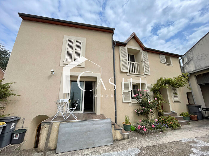 Morainvilliers : Maison 5 pièces à vendre