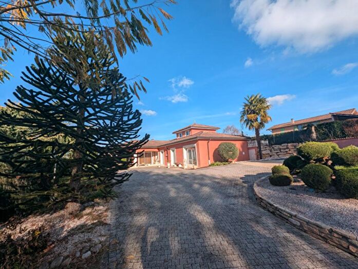 Maison à vendre - Thoissey - 10 pièces - 5 chambres