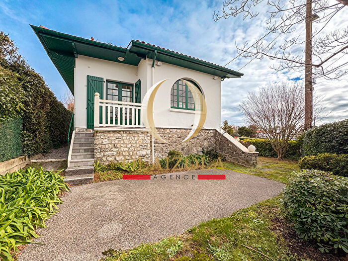 Appartement à louer - Biarritz, Saint-Charles, Phare, Larochefoucauld - 3 pièces - 2 chambres