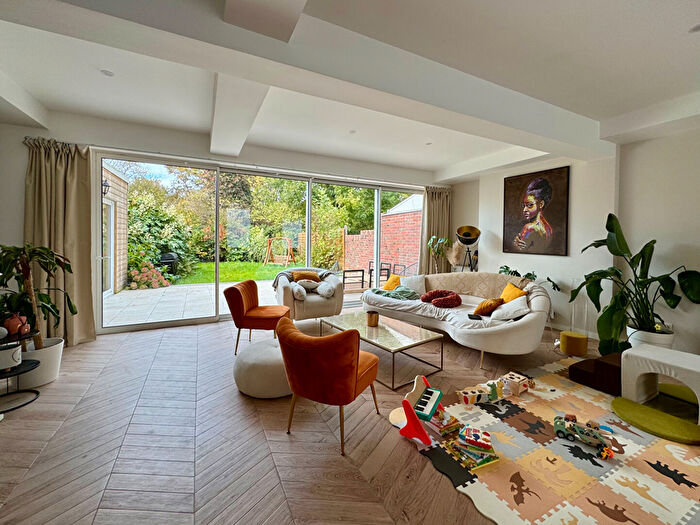 Maison à vendre - Mouvaux, Centre, Mirabeau - 8 pièces - 5 chambres