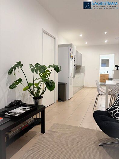 Appartement 4 pièces à Nîmes, à louer