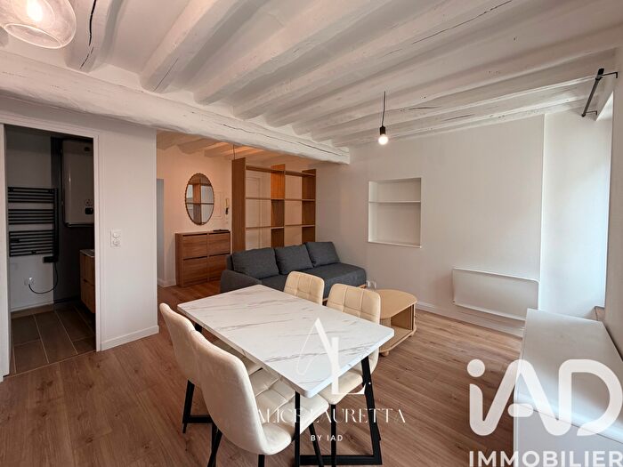 Appartement 2 pièces à Mantes-la-Jolie, Centre-ville, à louer