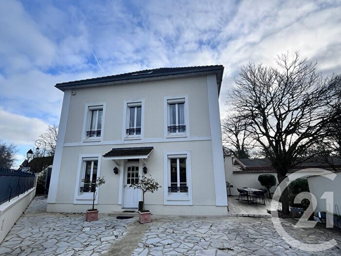 Claye-Souilly : Maison 6 pièces à vendre