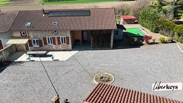 Maison à vendre - Saint-Bénigne - 9 pièces - 6 chambres