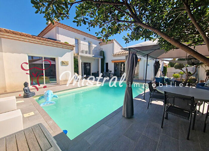 Maison à vendre - Aigues-Mortes - 4 pièces - 3 chambres