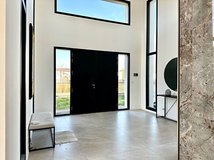 Saint-Cyr-sur-Loire, Grosse Borne : Maison 9 pièces à vendre