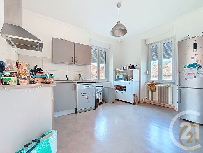 Maisons à vendre et appartements à louer - 3