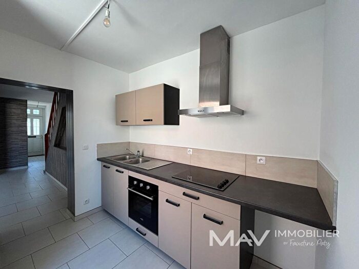Maisons à vendre et appartements à louer - 3