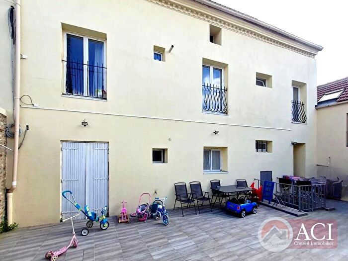 Maison à vendre - Montmagny - 13 pièces