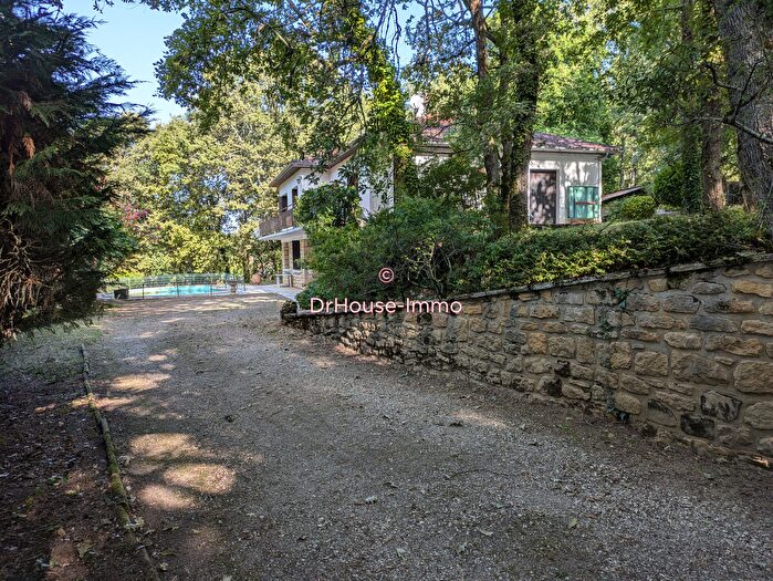 Maison à vendre - Fumel - 10 pièces - 5 chambres