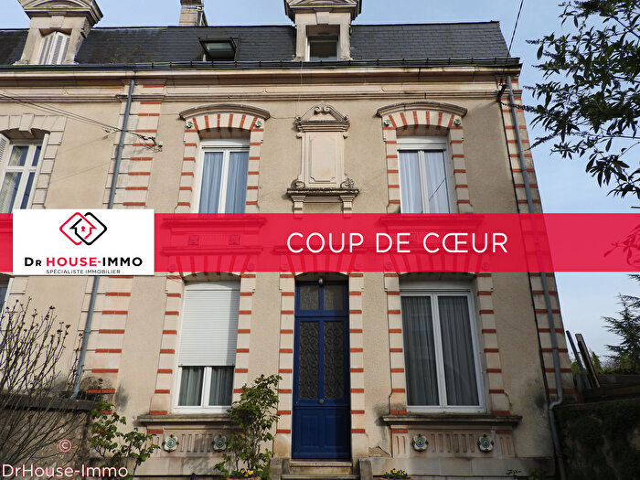 Maison 9 pièces à vendre à Poitiers, Montbernage, Pont Neuf