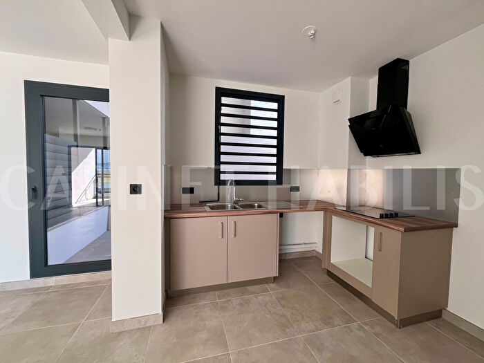 Appartement à louer - Saint-Pierre, Centre-ville - 3 pièces - 2 chambres