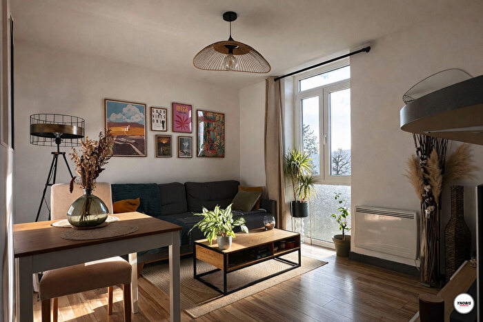 Appartement à vendre - Vernouillet - 3 pièces - 2 chambres