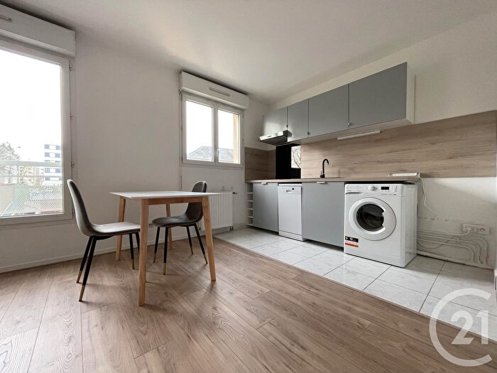 Appartement à louer - Évry, Aguado - 2 pièces - 1 chambre
